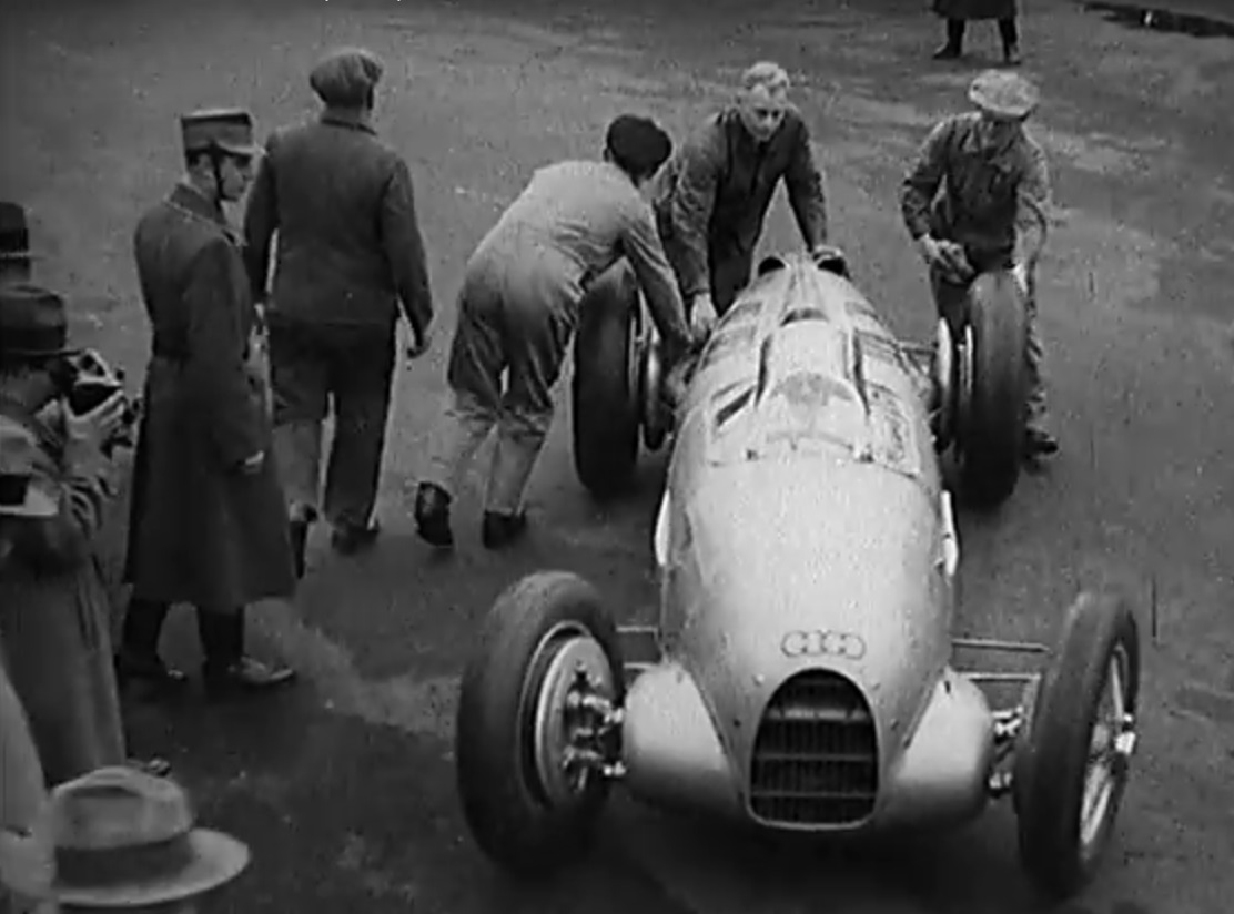 Auto-Union: world speed records | Porsche cars history