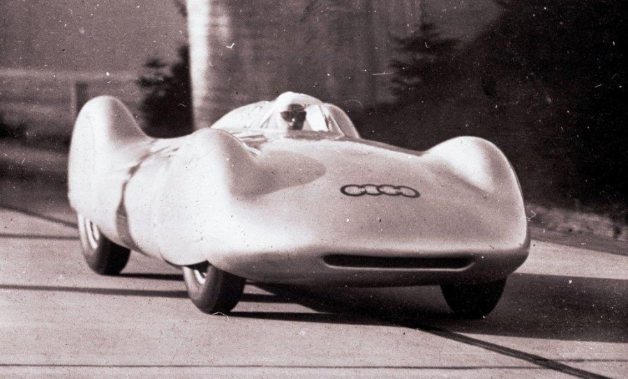Auto-Union: world speed records | Porsche cars history
